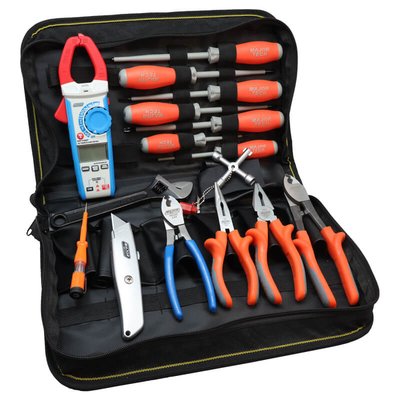 10-piece toolkit with digital clamp meter | MajorTech